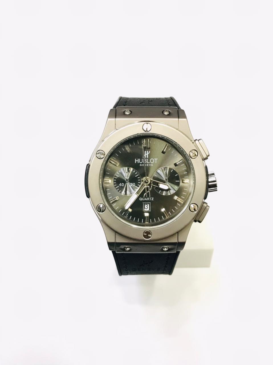 HUBLOT CHRONO CLASSIC DATE (BLACK SILVER) – clockswally.com